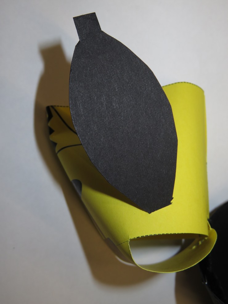 Make a model wasp – Crunchy on the outside